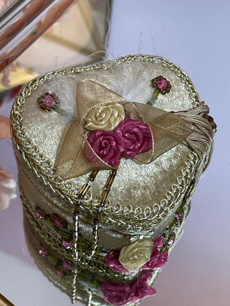 Small Velvet Heart Shaped Trinket Box - Etsy