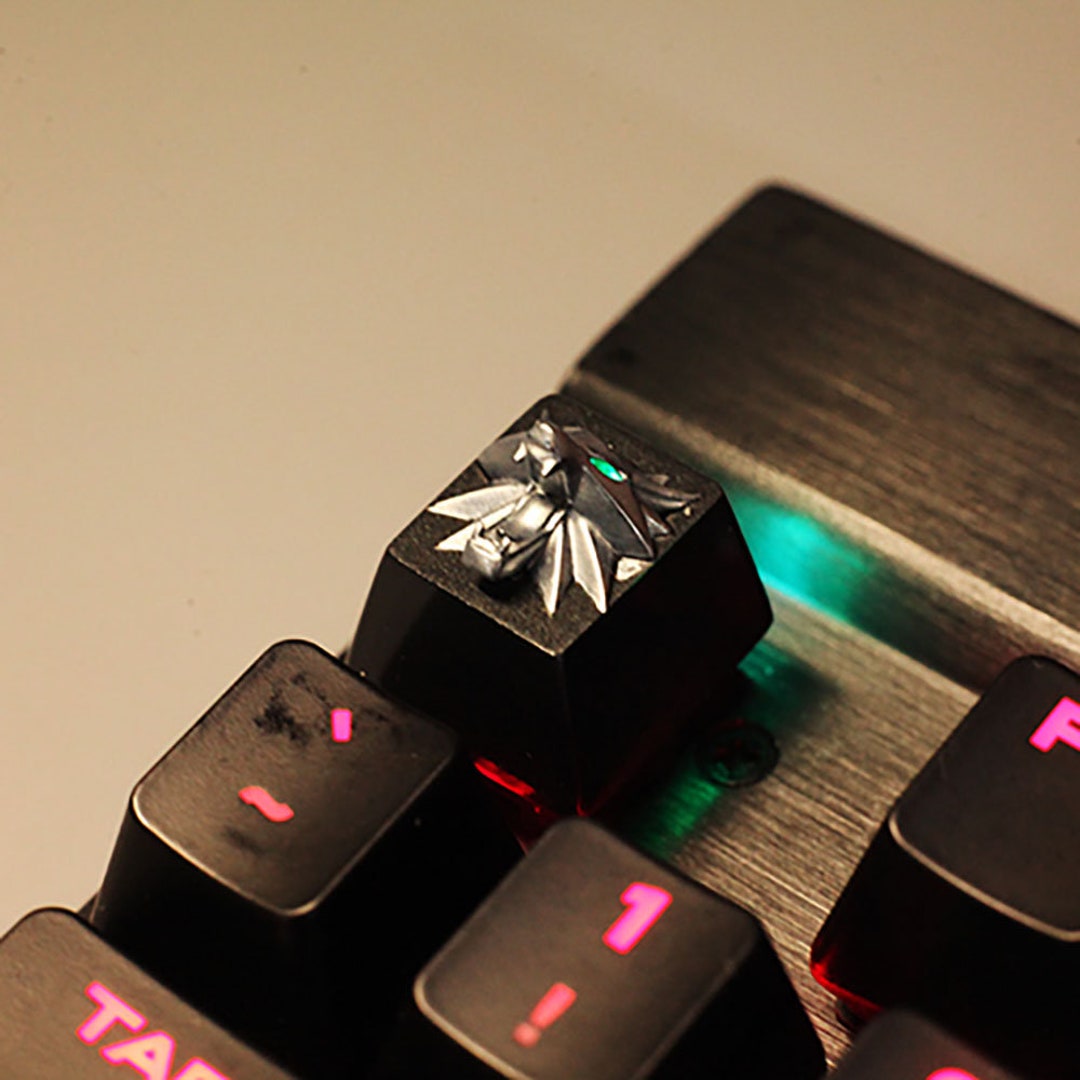 The Witcher Geralt of Rivia Wolf Head Symbol Custom Keycap High Quality ...