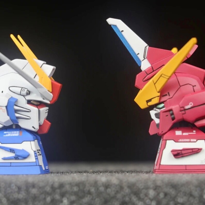Freedom Gundam Damaged Gundam RX-78 RX-8 Custom Keycap Handmade High ...