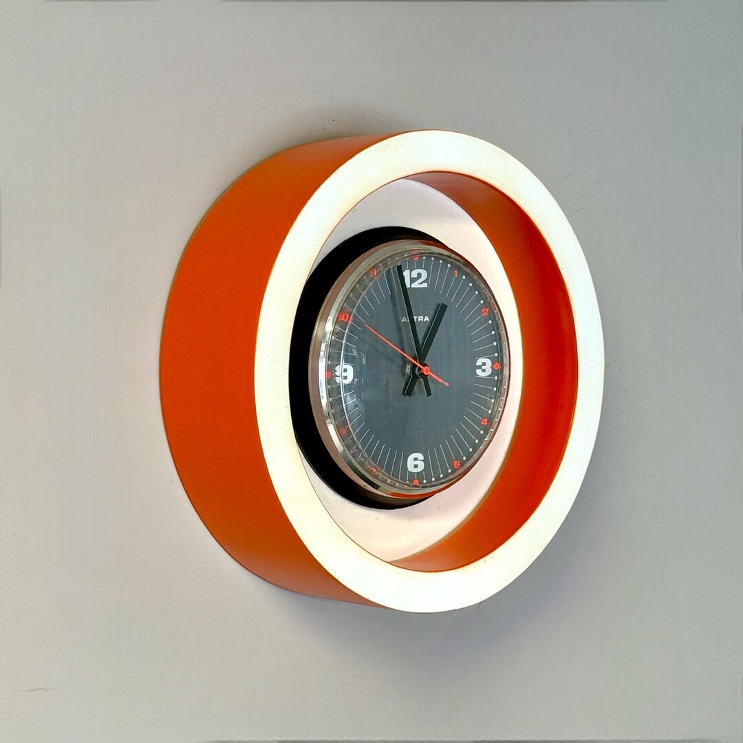 Vintage Astra Italy Wall Clock: 70s Space Age Atomic Design - Etsy