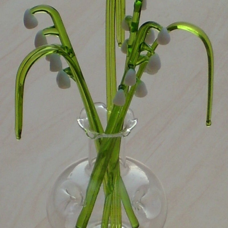 Glass Lily - Etsy