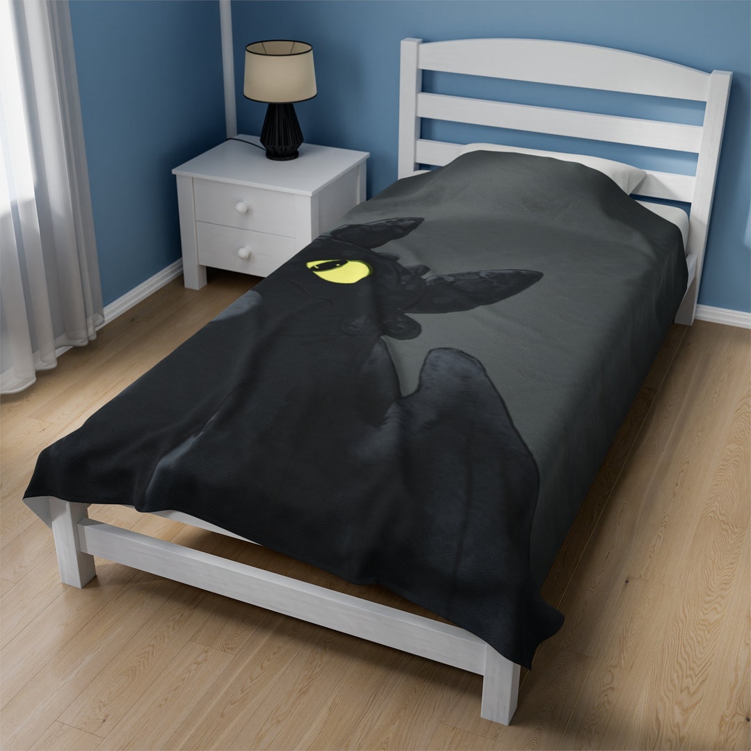 Velveteen Plush Blanket With Toothless From How to Train Your Dragon - Etsy