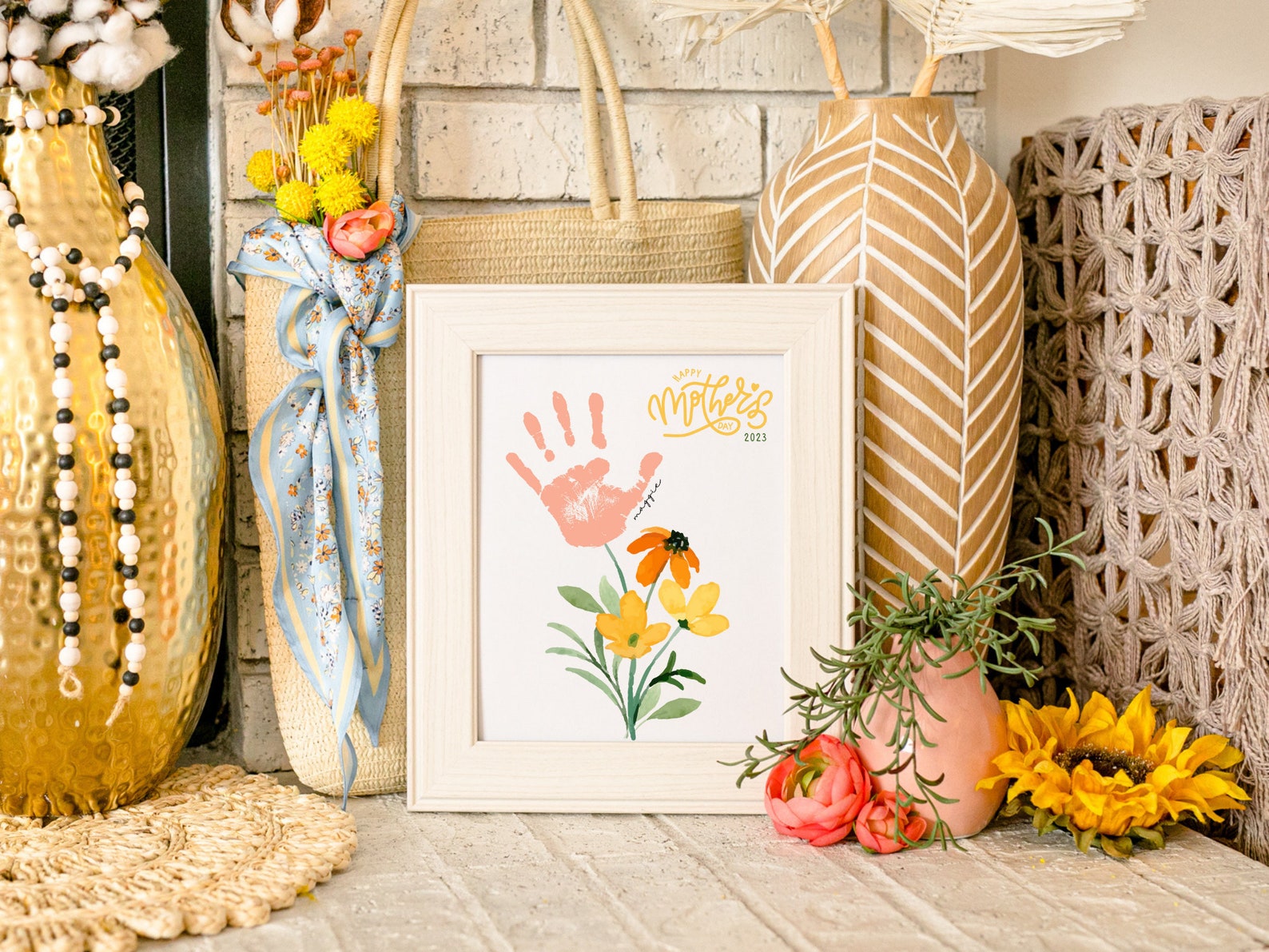 Flower Bouquet Handprint Craft, Printable for Mom and Grandmothers on ...