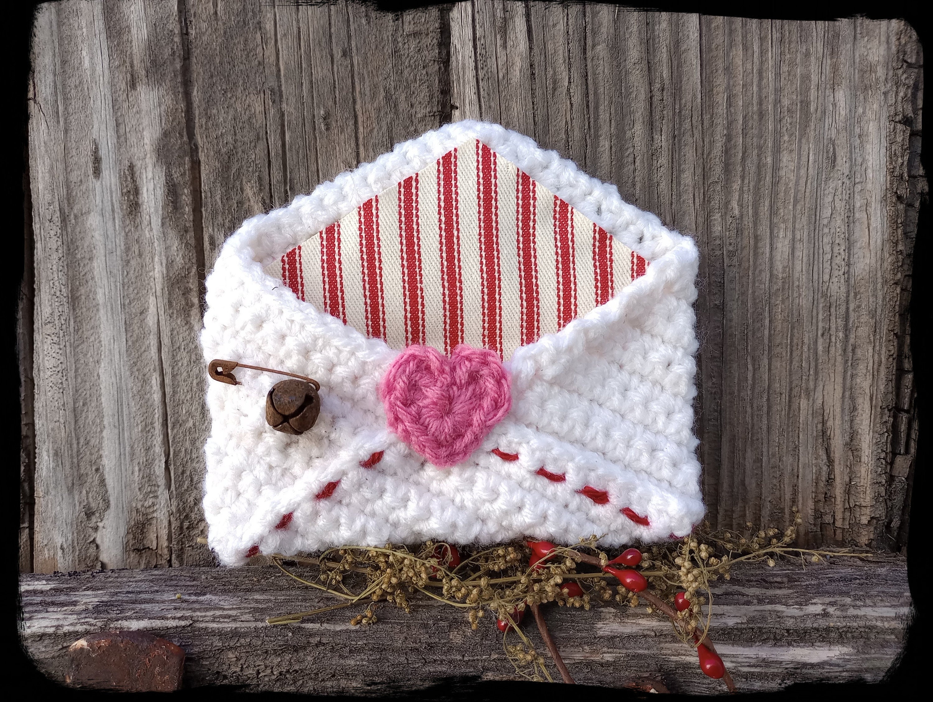 Vintage Love Letter Envelope Crochet Pattern, Valentine's Day Heart ...