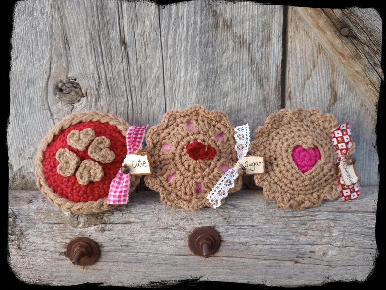 Miniature Heart Pies Crochet Pattern, Valentine Sweet Pies Crochet ...
