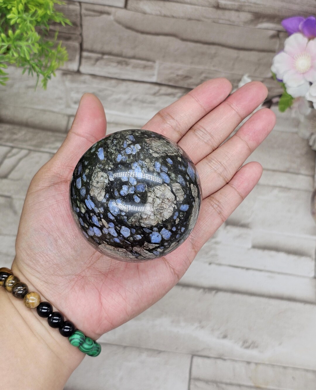 Que Sera Sphere / 65mm / Chakra / Rocks and Minerals / St79 - Etsy