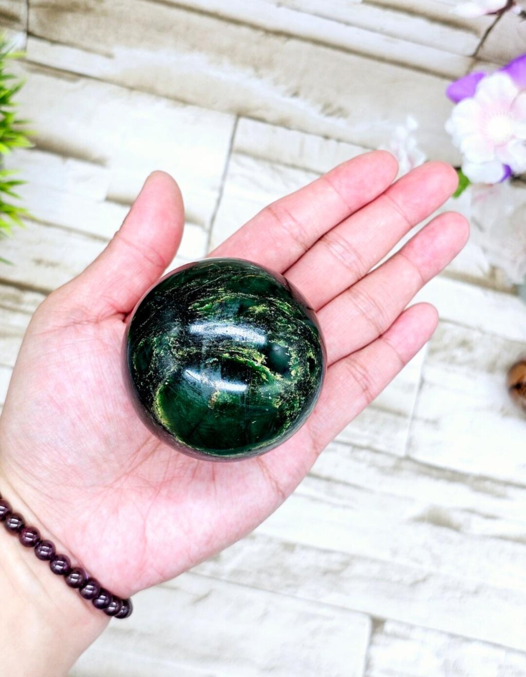 Emerald Sphere / 49mm / Green Sphere / Chakra / Rocks and Minerals / St53 - Etsy