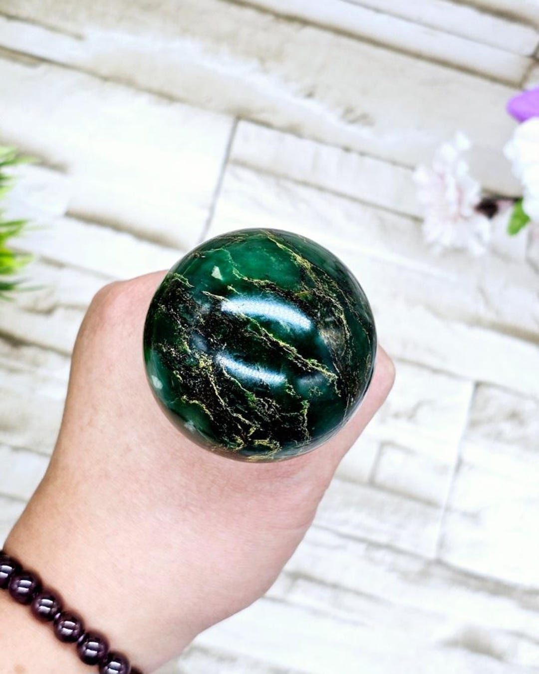 Emerald Sphere / 49mm / Green Sphere / Chakra / Rocks and Minerals / St49 - Etsy