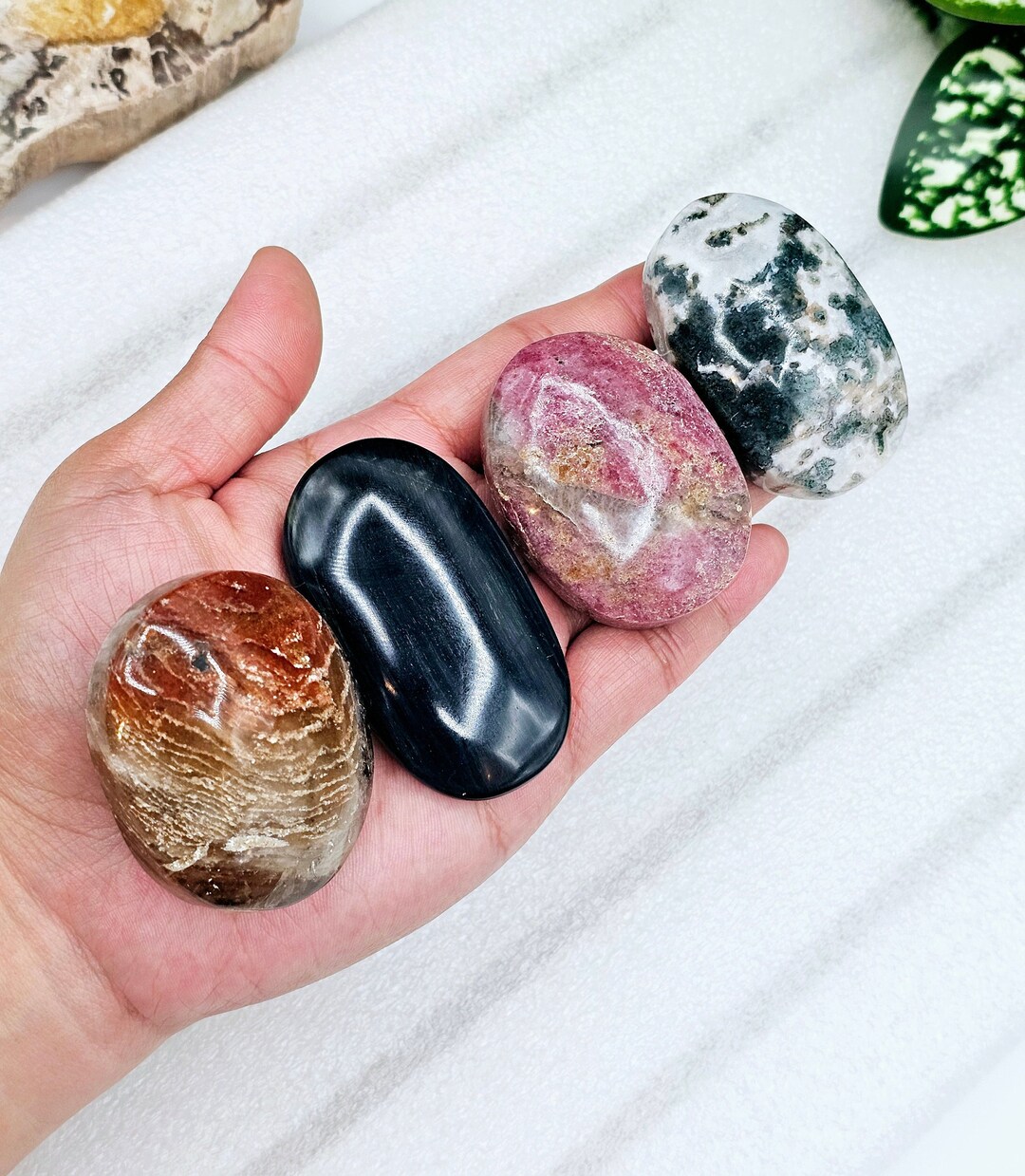 Crystal Bundle / Palm Stone / Moss Agate / Rhodonite / Thousand Layer ...