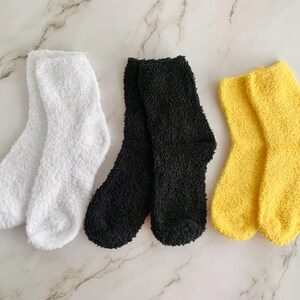 Bee Baby Shower Favors: Fuzzy Sock Cupcake Party Decorations - Etsy
