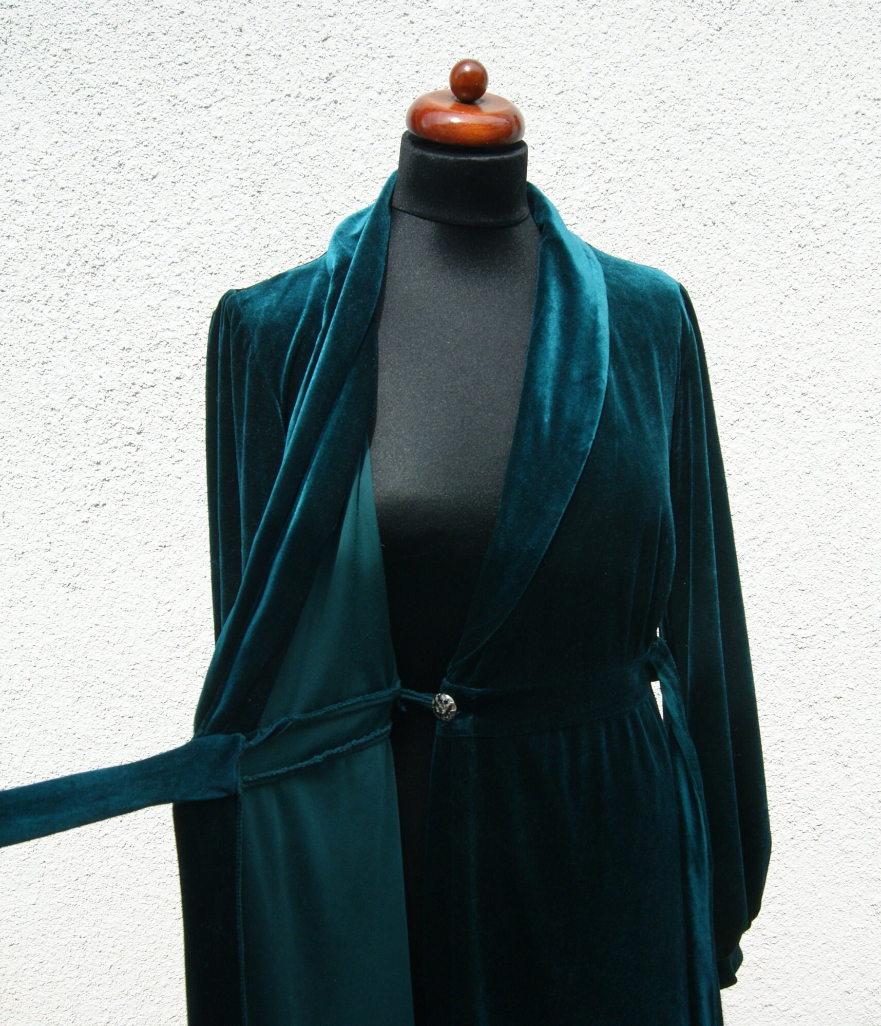 1940s Inspired Velvet Velor Robe Indulge in the Glamor of the Old ...