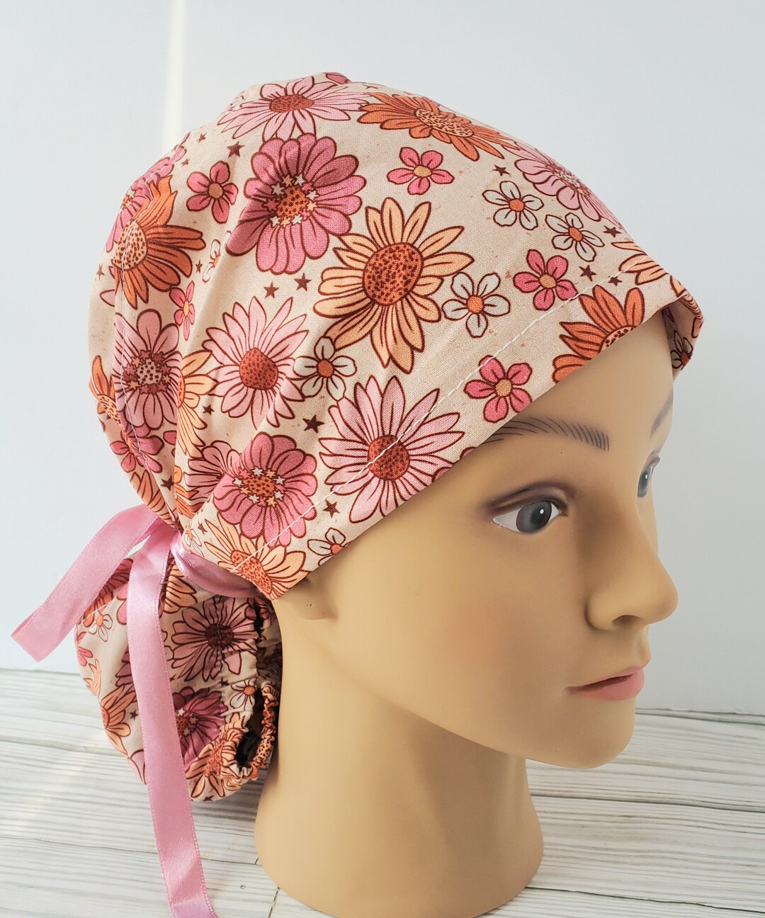 Euro Ponytail Scrub Cap Daisies Pink,surgical Cap Ponytail Retro Floral ...