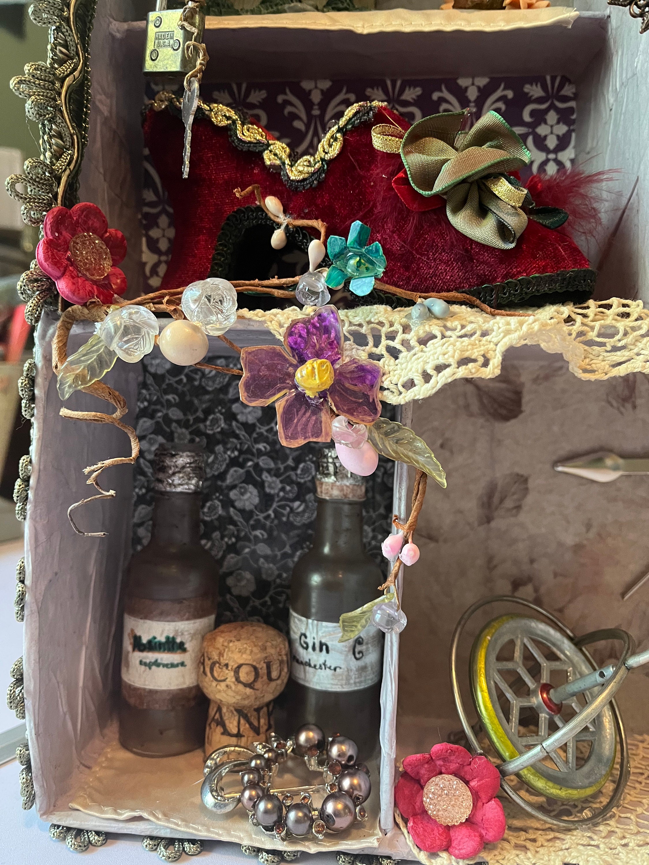 Victorian Diorama - Etsy