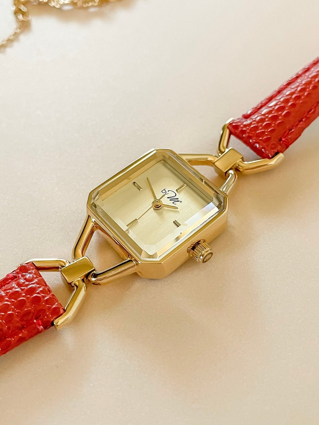 Womens Square Gold Watches - Red Leather Strap, Vintage Design ...