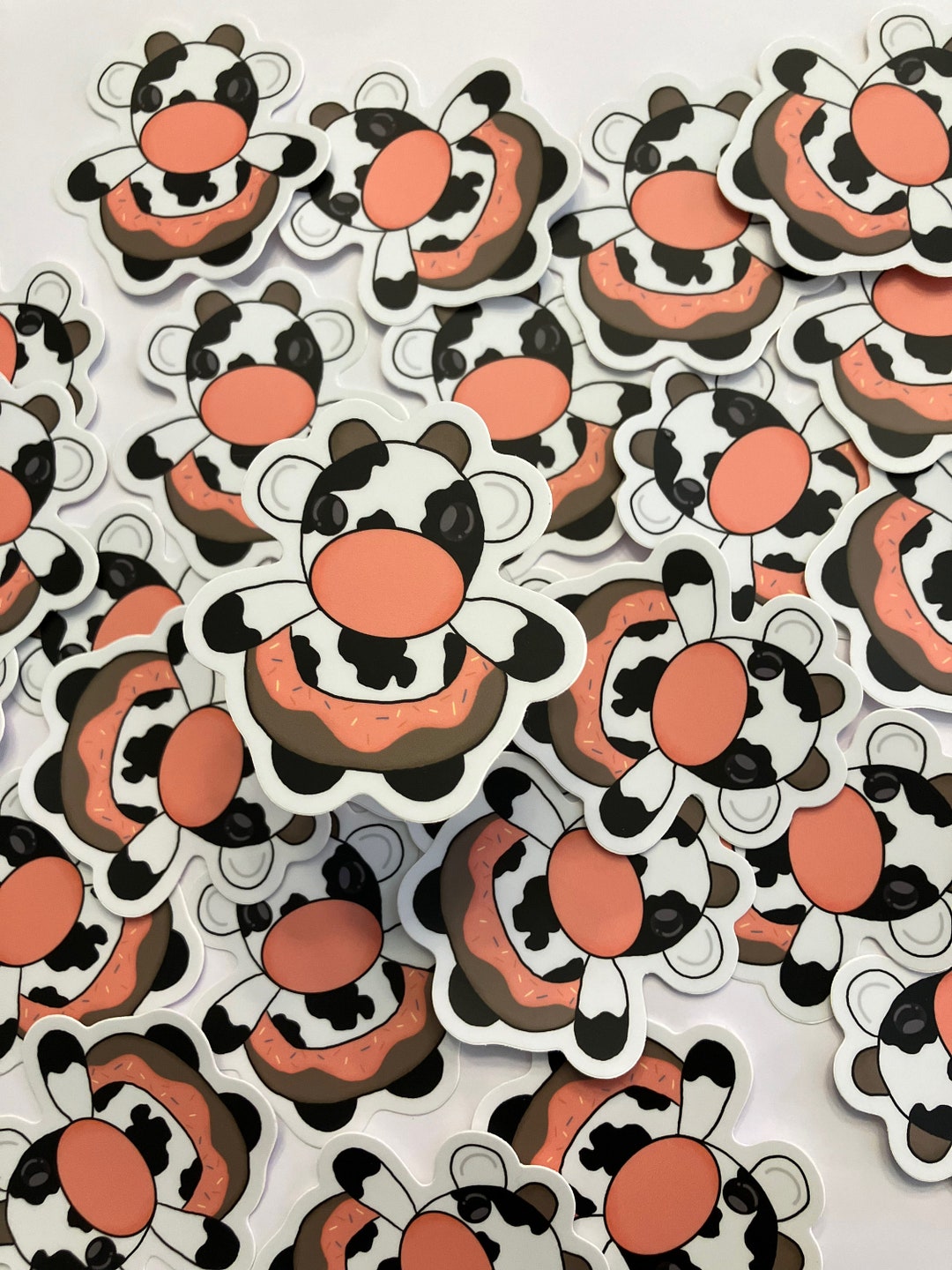 Cow in Pool Floatie Sticker /vinyl Sticker/ Laptop Sticker/ Waterproof ...