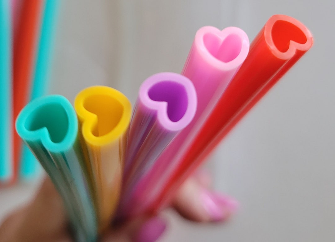 16/20oz Bendable Silicone Soft Stretch Heart Shaped Grande Tumbler ...