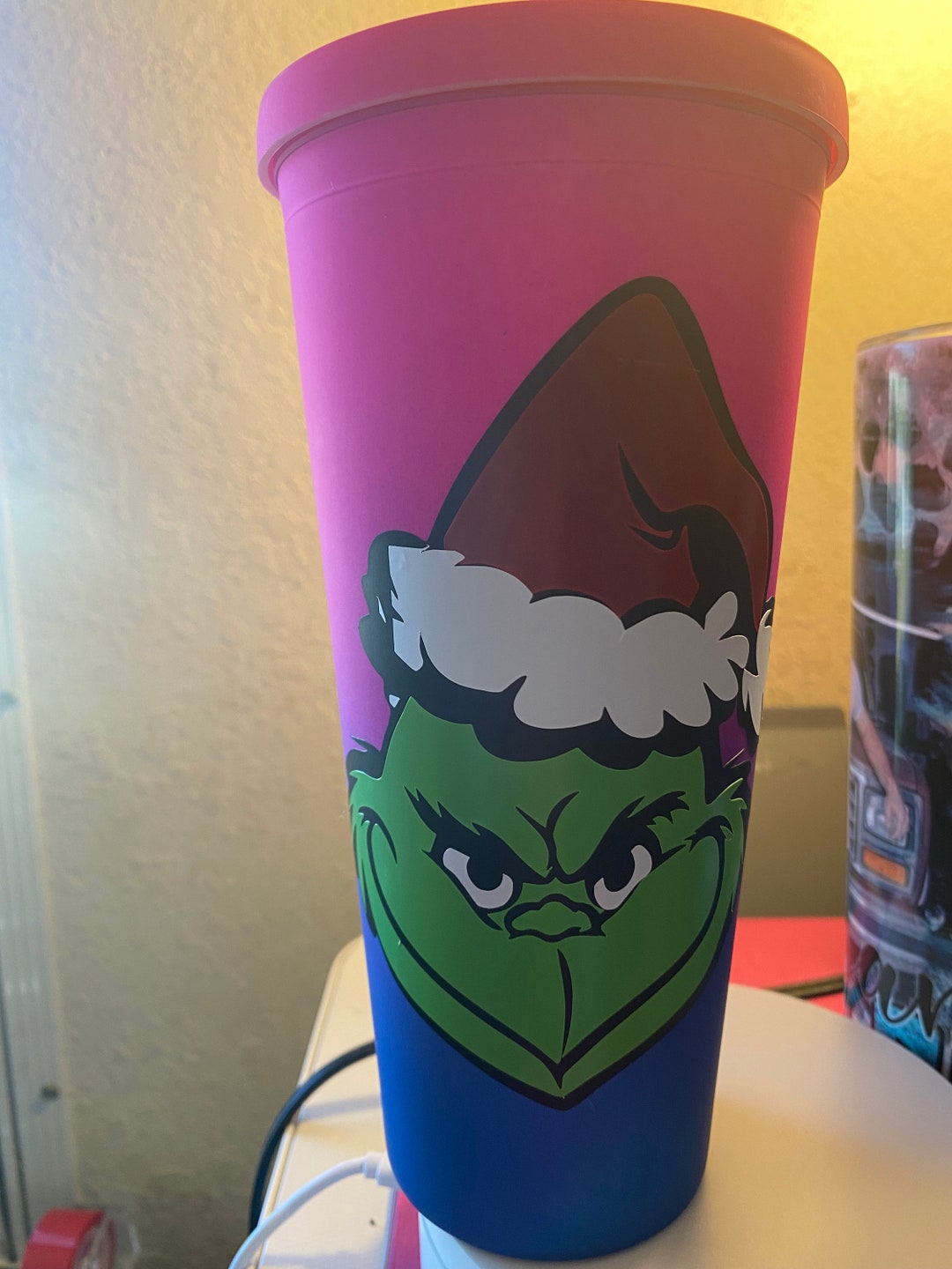 22oz Pink Grinch Cup - Etsy