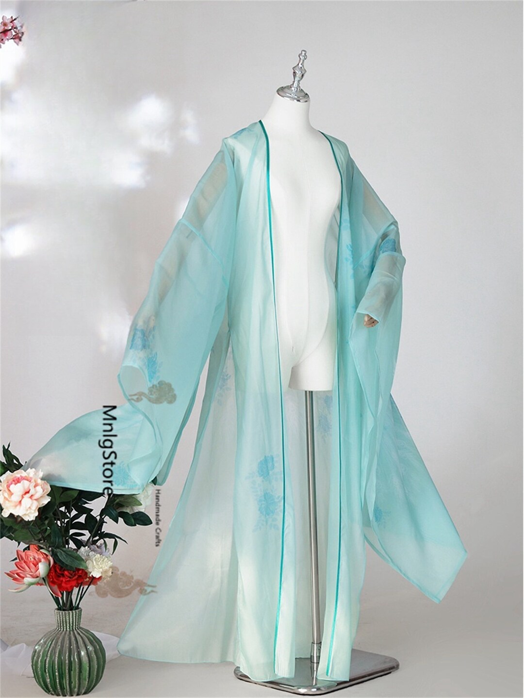 Light Green Cape, Floral Pattern Cape, Performance Cape, Wide Sleeve ...