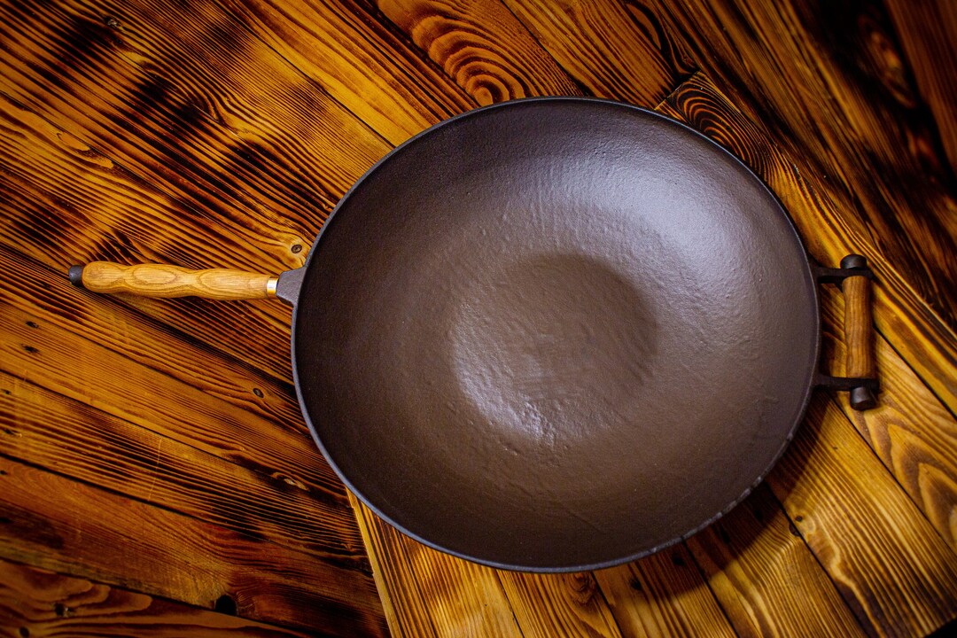 Cast Iron Wok Pan / Large Pan / Massive Pan / Cooking Pan - Etsy