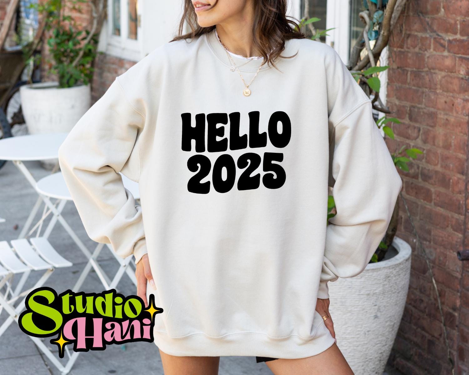 Hello 2025 SVG PNG Simple Black and White Outline Clipart Trendy Design ...