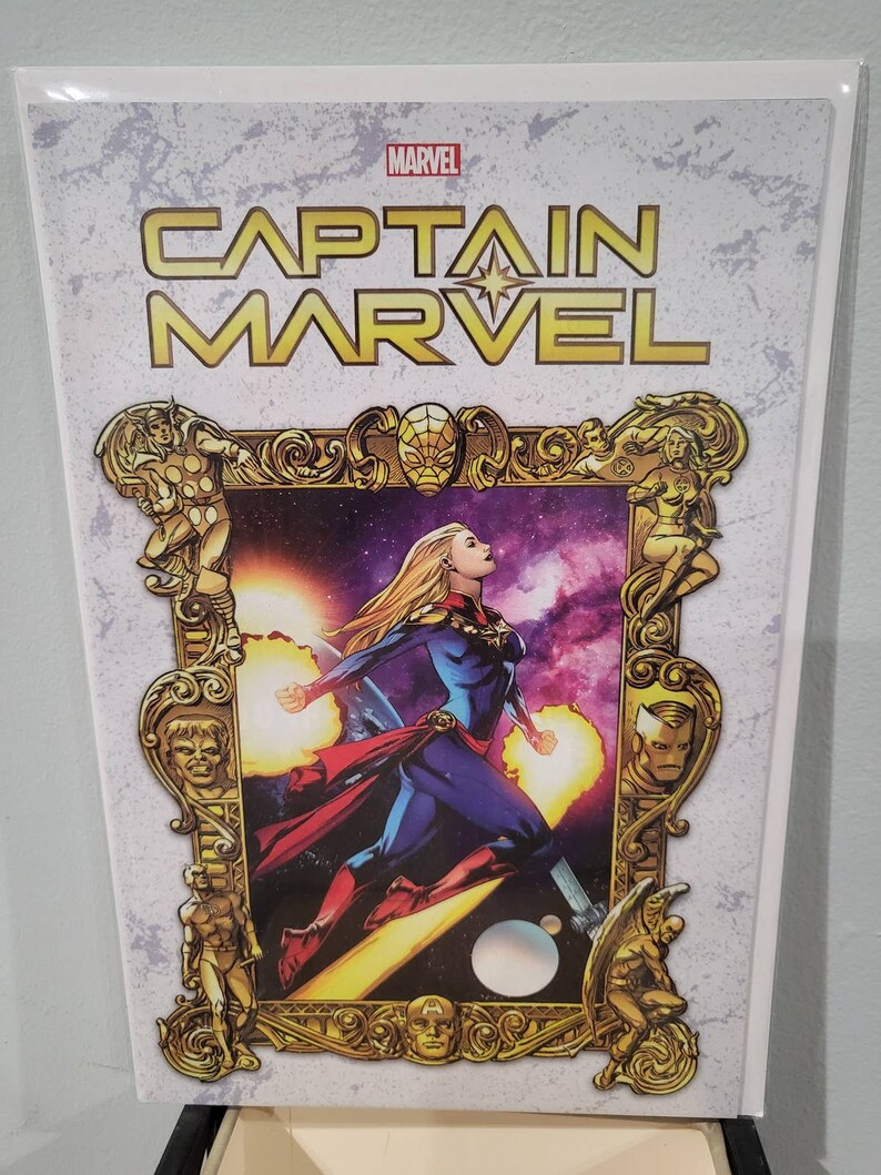 Captain Marvel 26 Emanuela Lupacchino Masterworks Variant - Etsy