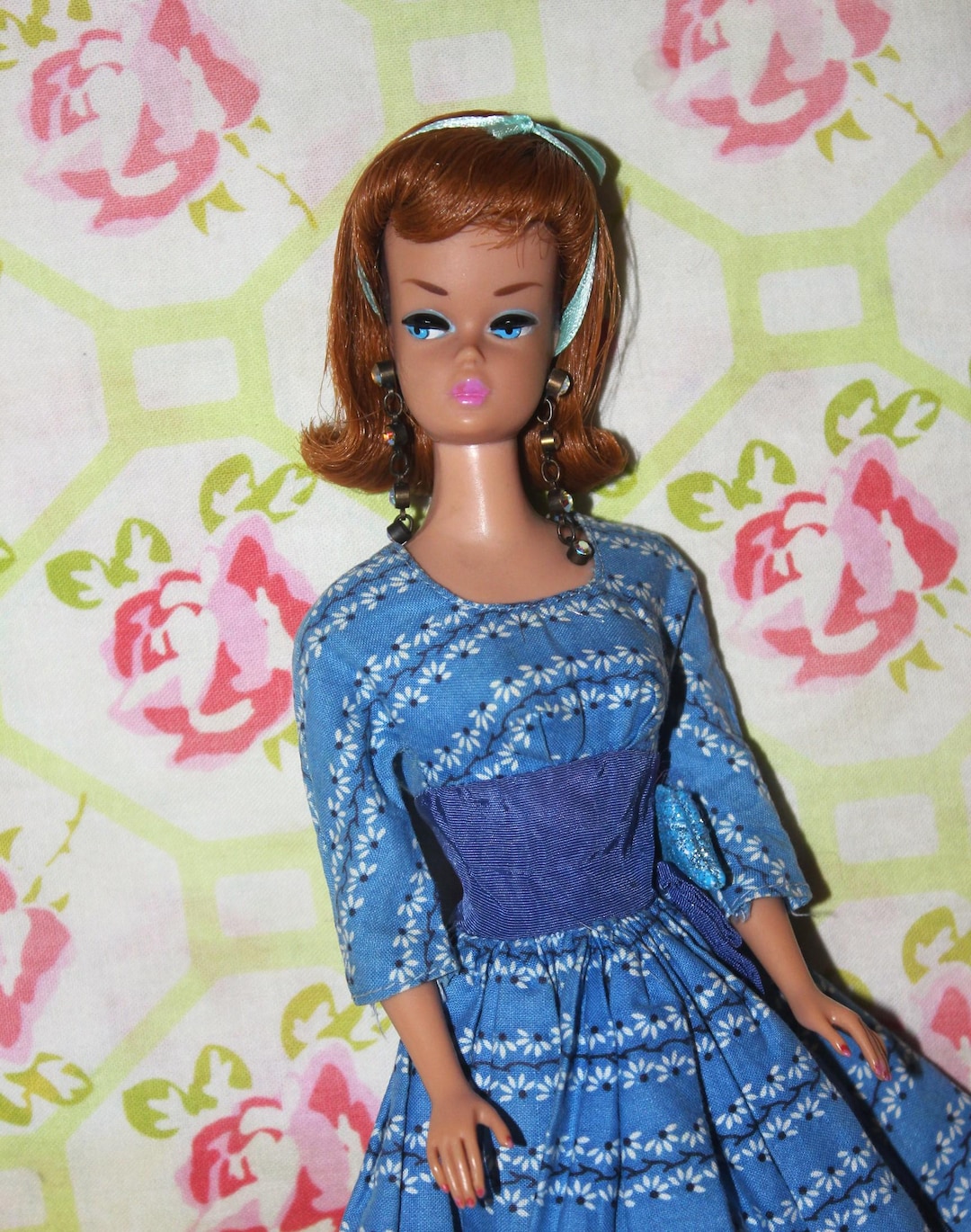 Vintage 60's Fashion Queen Barbie Doll - Etsy