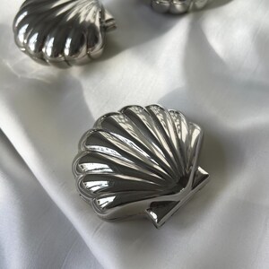 Silver Sea Shell Jewelry Box | Vintage Clam Shell Ring Box | Mid ...