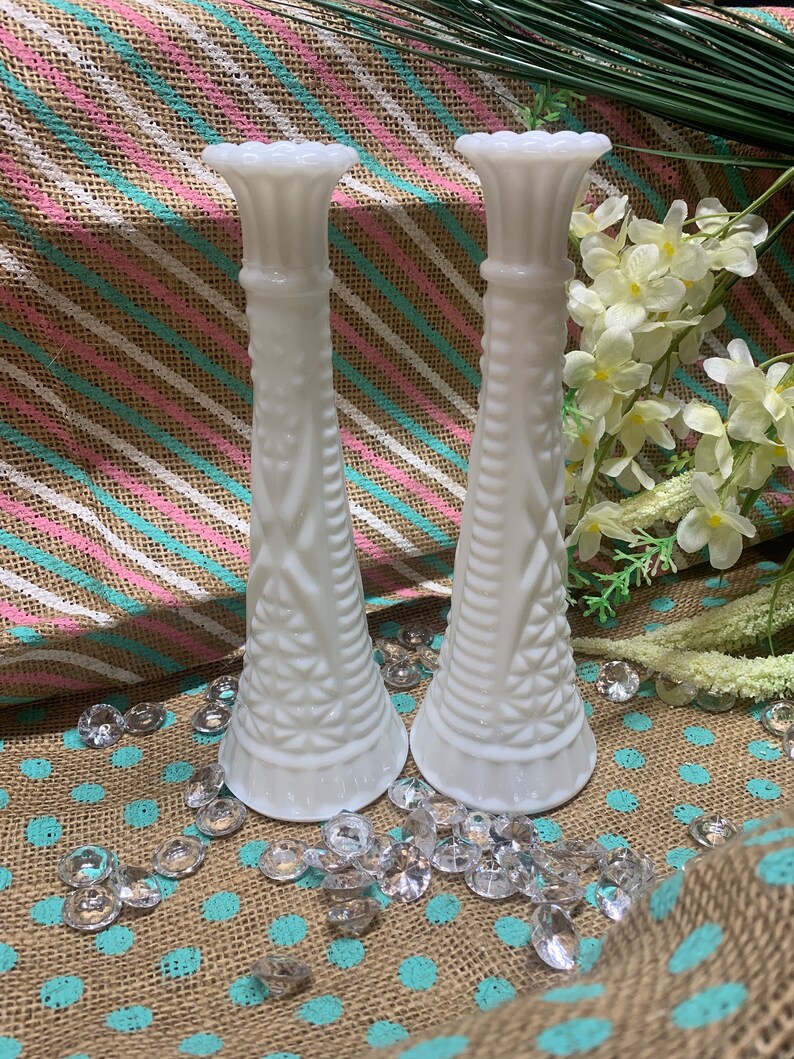 Vintage Anchor Hocking Milk Glass Set of 2 Vases - Etsy