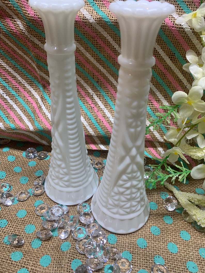 Vintage Anchor Hocking Milk Glass Set of 2 Vases - Etsy