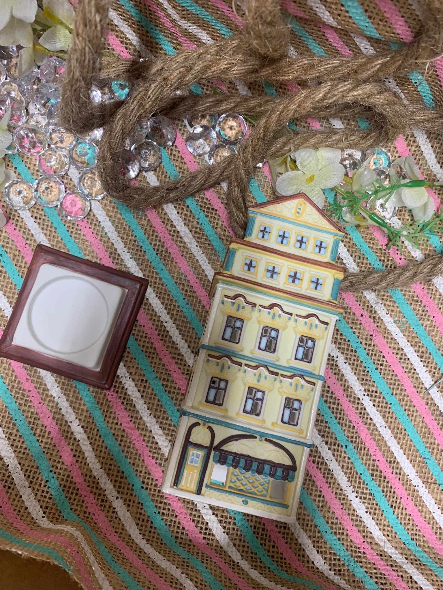 Party Lite House Candle Light Holder New Amsterdam Edition Light up ...