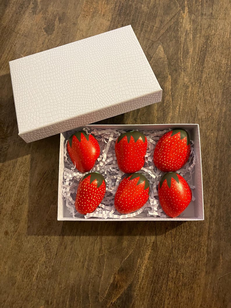 Strawberry Painted Rocks (set of 6) - Etsy