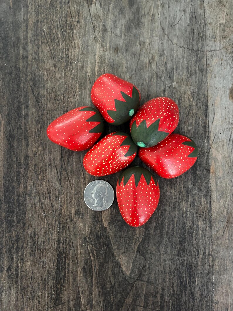 Strawberry Painted Rocks (set of 6) - Etsy