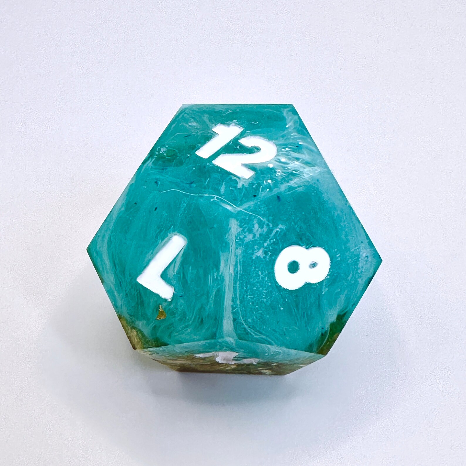 GIFT of the SEA - 7 Piece Polyhedral Sharp Edge Resin Dice Set for ...