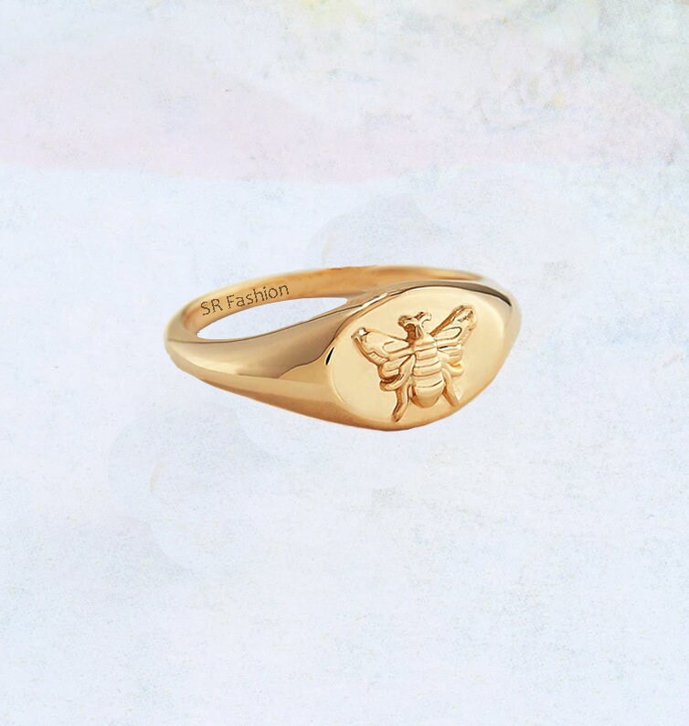Honey Bee Signet Ring, Bee Ring, Dainty Ring, Signet Ring, Minimalist ...