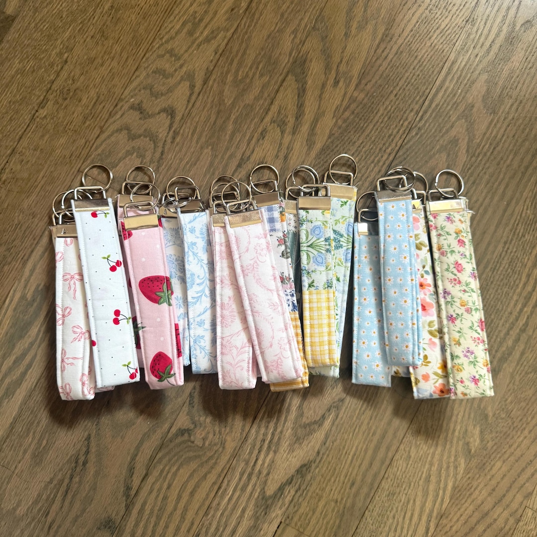 Fabric Keychain Wristlet | Handmade Key Fob | Cute Fabric Keychain for ...