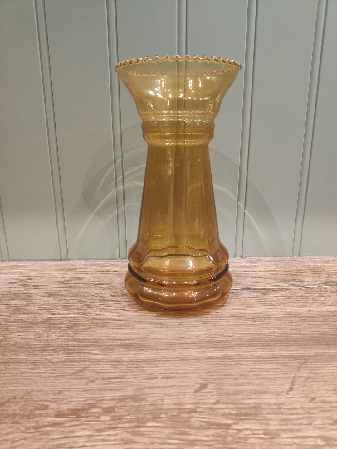 Amber Coloured Art Deco Vase With Cranelated Top - 21 Centimeters Tall ...