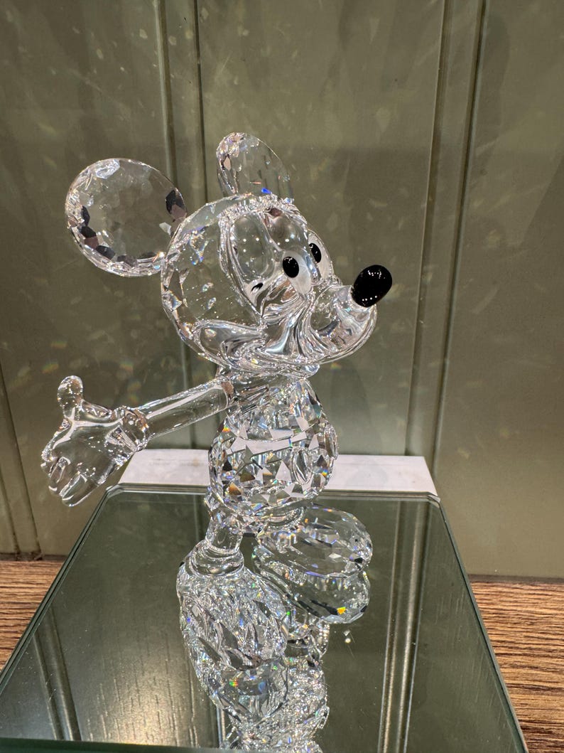Swarovski Disney's Mickey Mouse - Crystal Disney Collection Figurine ...