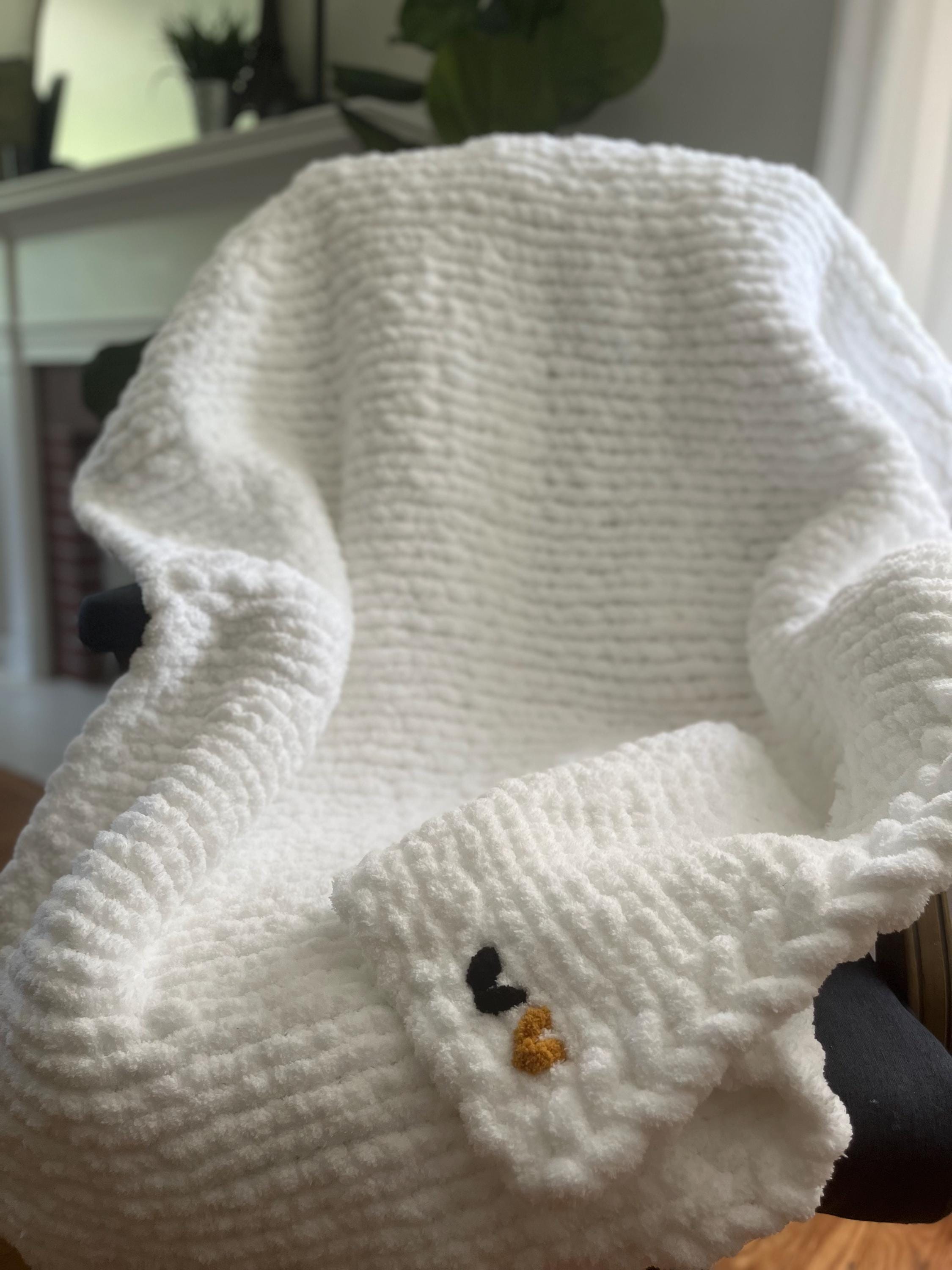 College Colors Custom Hand Knit Chunky Blanket - Etsy