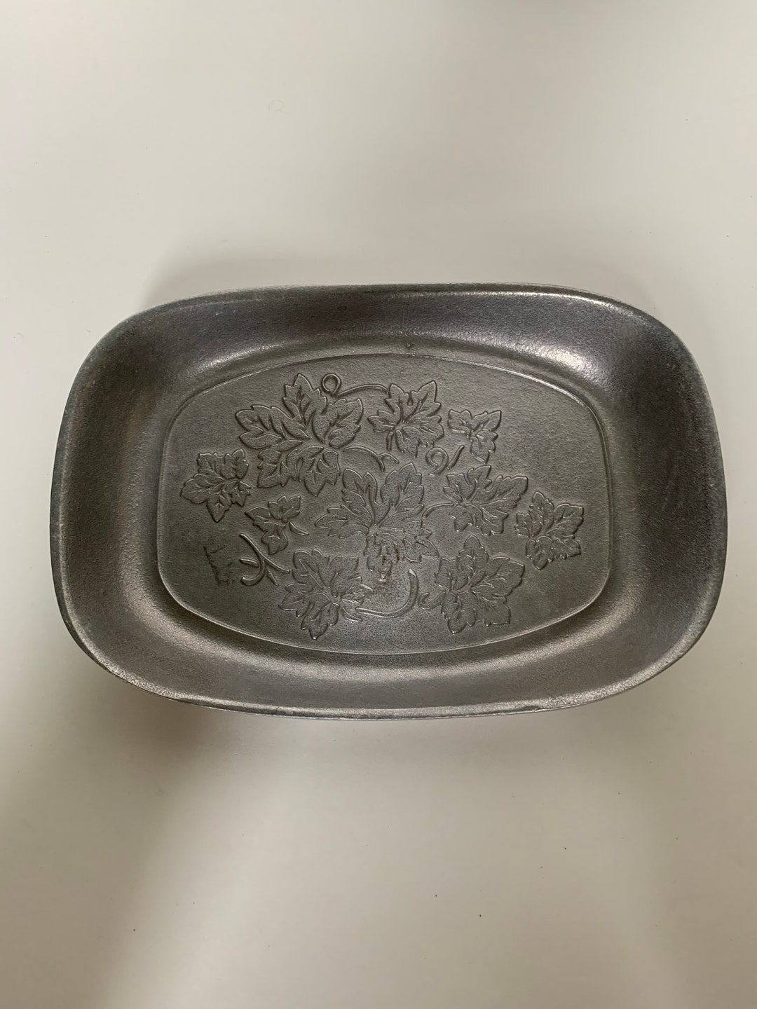 Wilton Armetale Pewter Bread Tray With Leaves Motif, the Wilton Co ...