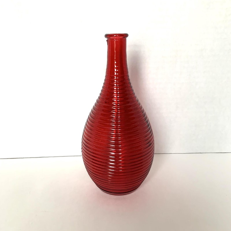 Ruby Red Vase - Etsy