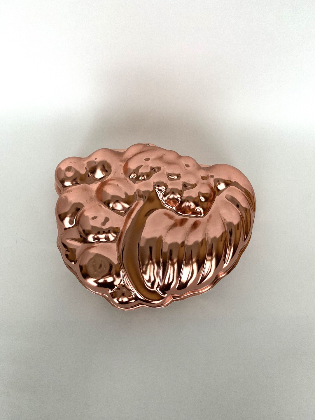 Vintage Wear-ever Copper Color Cornucopia Jello Mold: Farmhouse Kitchen ...