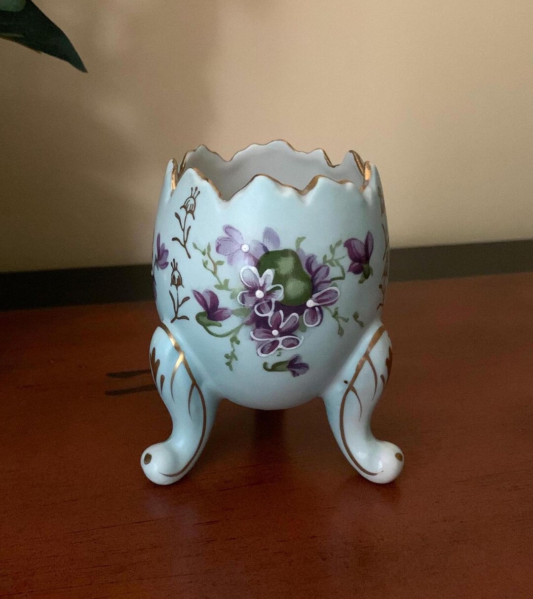 Vintage 3 Footed Blue Porcelain Cracked Egg Vase With Hand-painted ...