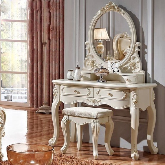 French Vintage Vanity