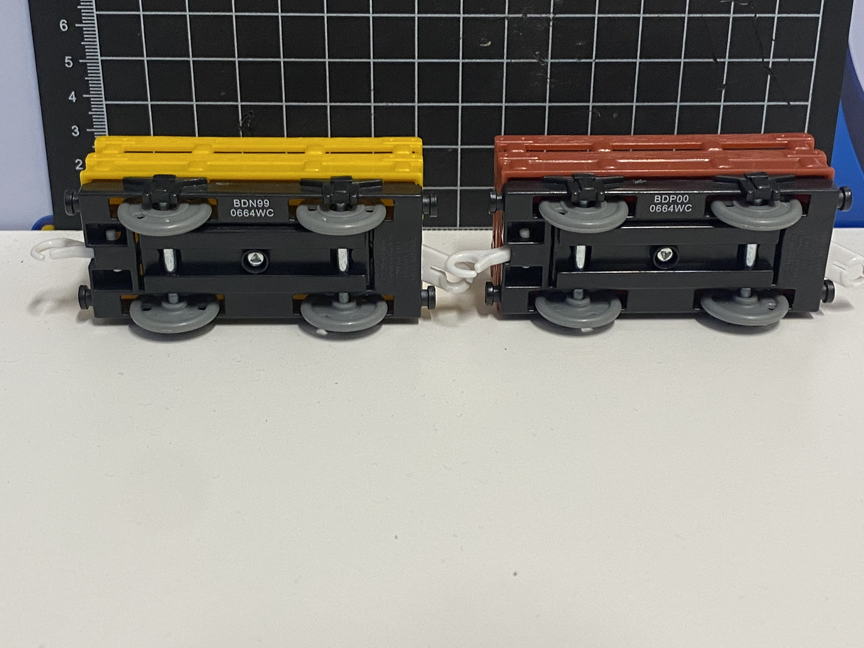 Thomas and Friends Trackmaster Pair of Narrow Gauge Slate Cars Yellow ...