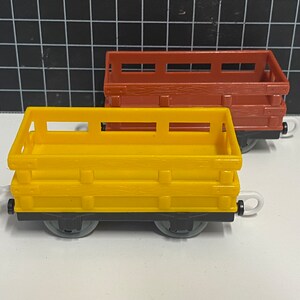 Thomas and Friends Trackmaster Pair of Narrow Gauge Slate Cars Yellow ...