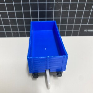 Thomas and Friends Trackmaster Blue Ulfstead Castle Truck With Crest - Etsy