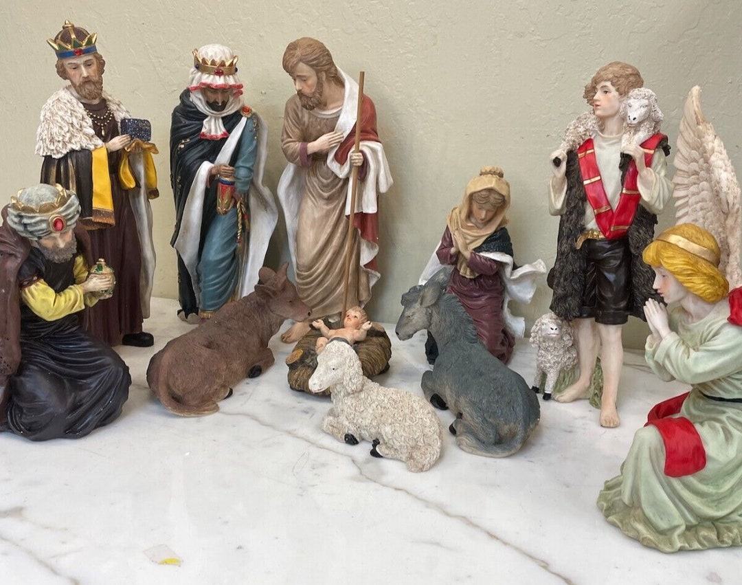 Nativity Scene With 11 Statues - Etsy