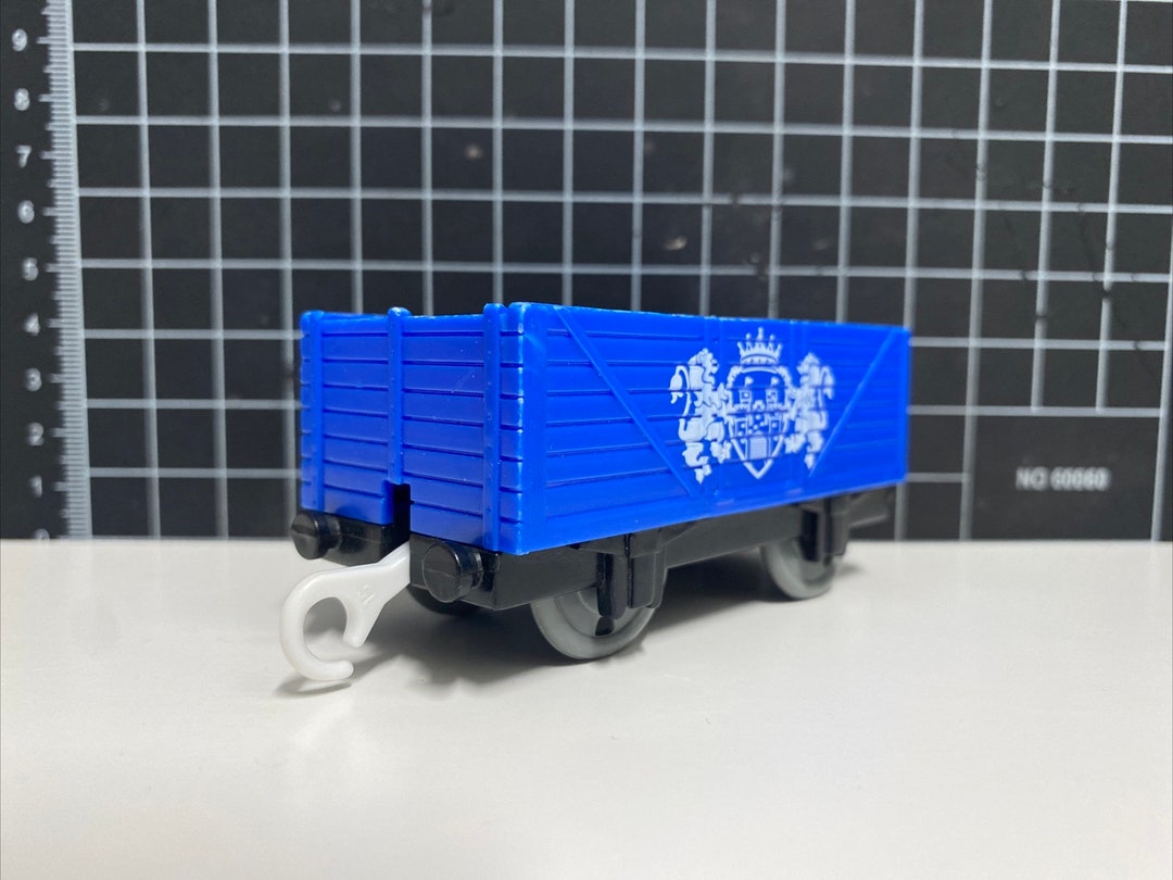 Thomas and Friends Trackmaster Blue Ulfstead Castle Truck With Crest - Etsy