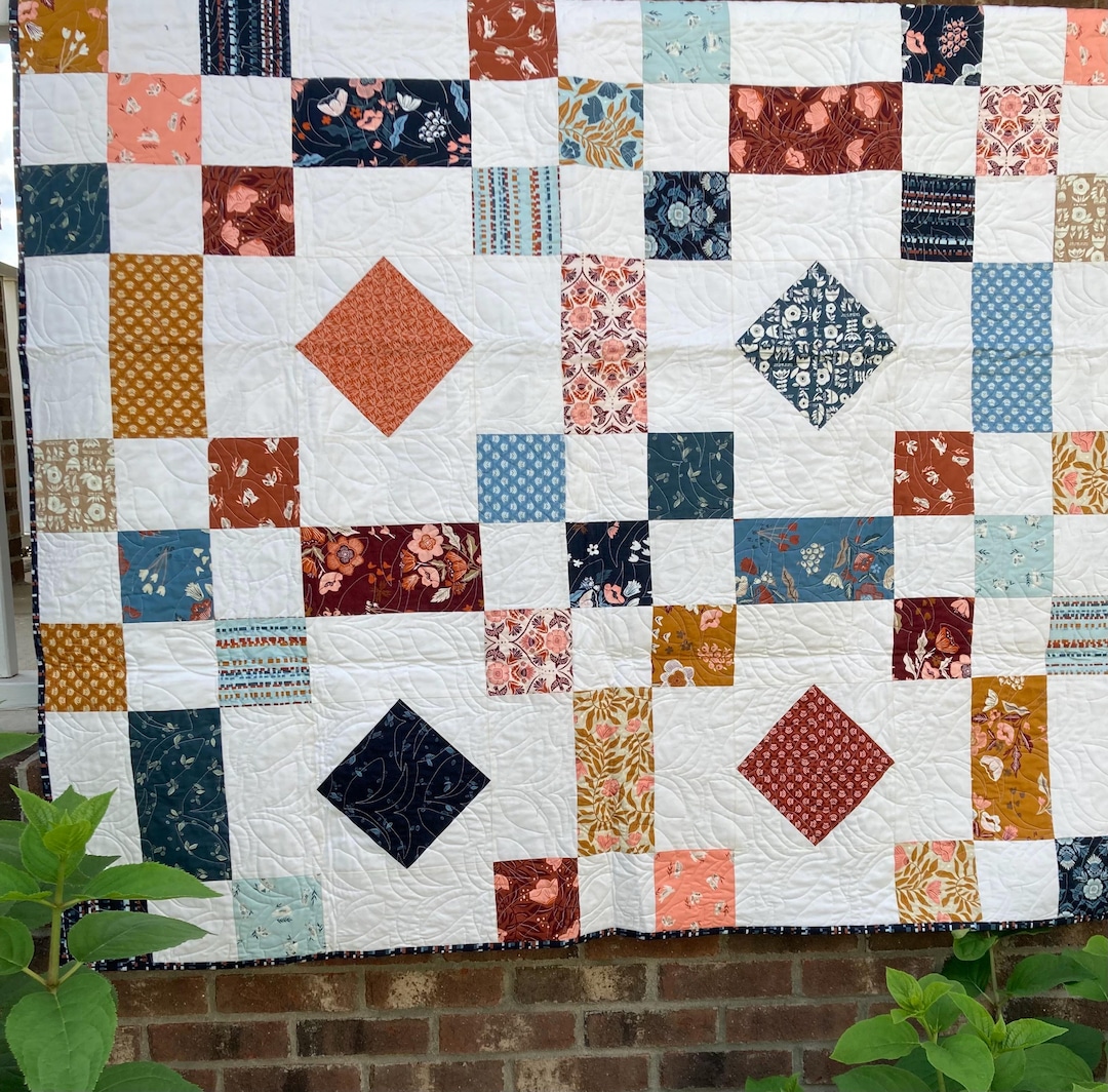 Patchwork Folk & Lore Quilt Throw/ Lap/ Cozy Cabin/ Picnic Quilt ...