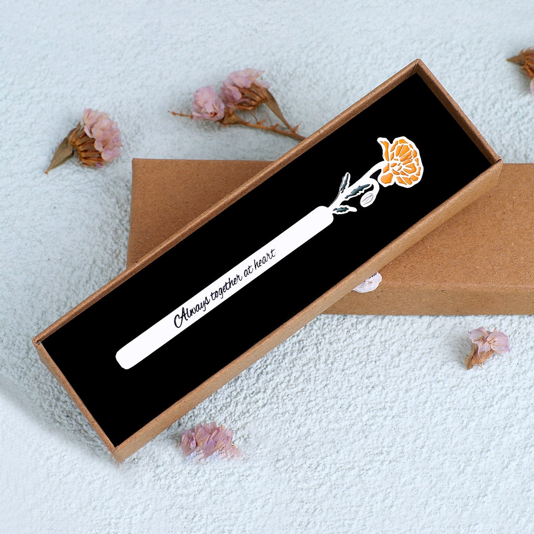 Custom Birth Flower Bookmark for Women, Personalized Name, Meaningful ...